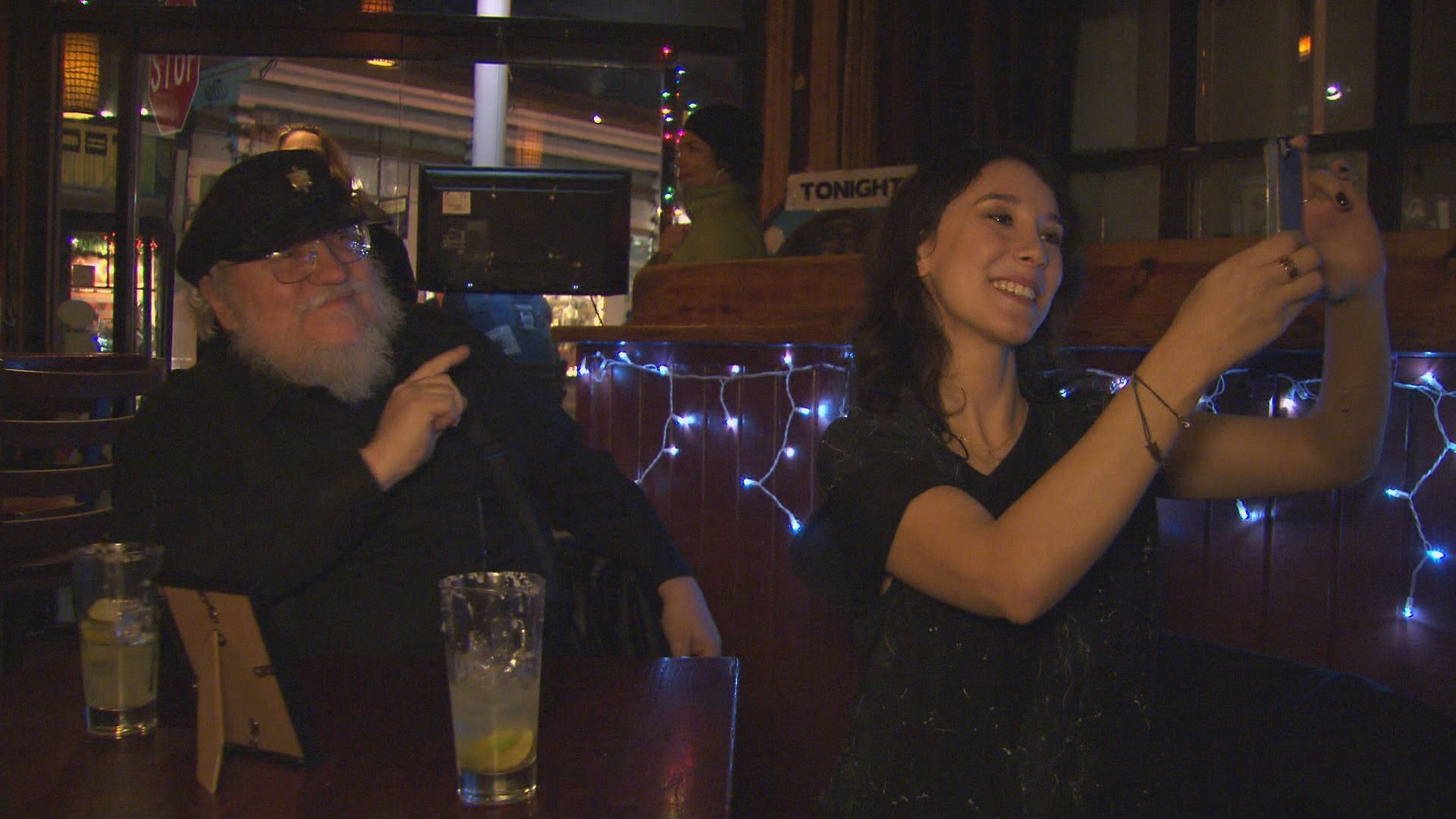 Durch die Nacht mit... George R. R. Martin & Sibel Kekilli (2015 ...