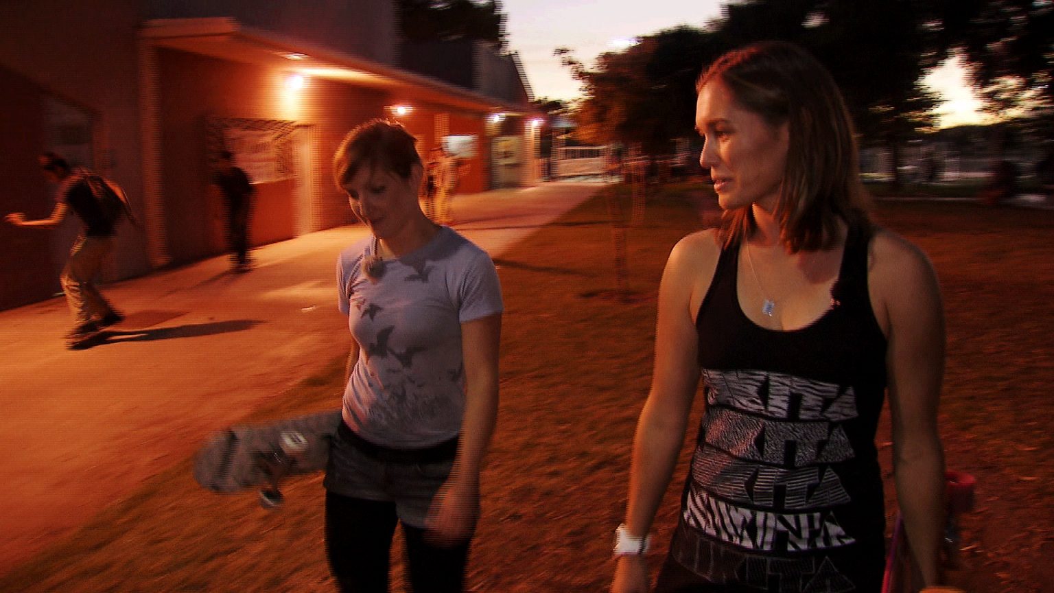 Durch die Nacht mit... Mimi Knoop & Faith Dickey (2013) - halbbild ...